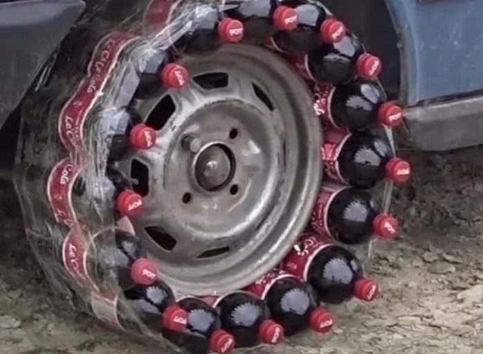 Behind the Wheel: Funny and Odd Encounters with Drivers - PicLine