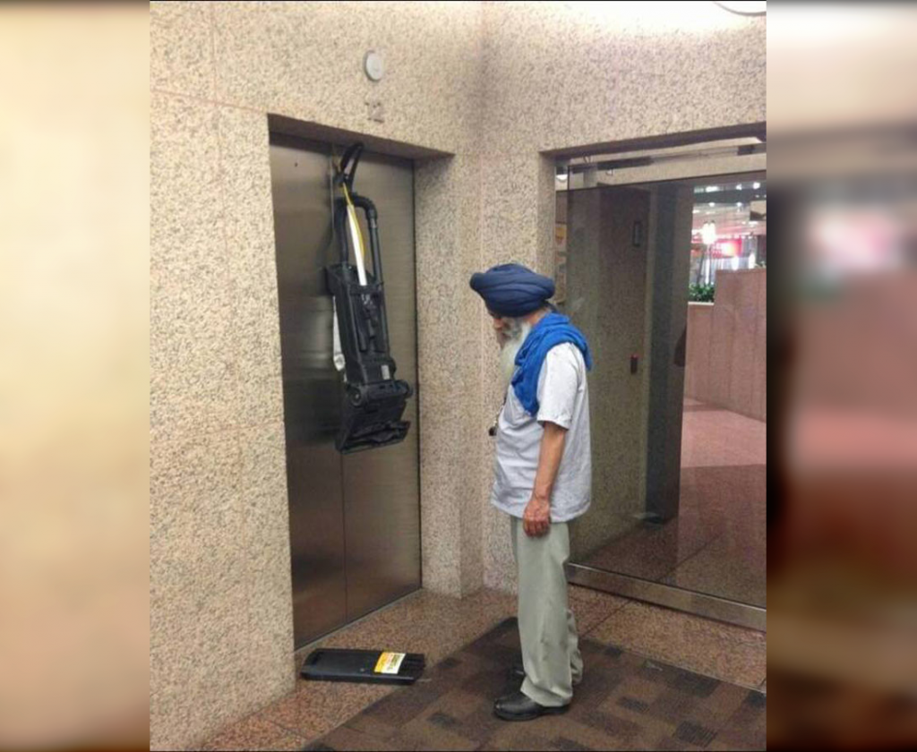 Elevator Oddities: Hilarious Camera Chronicles - Page 5 of 25 - PicLine